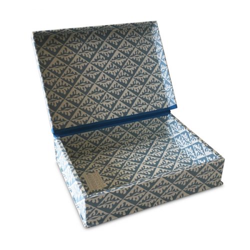 A4 Box File Oak Leaves Sap Green | Cambridge Imprint